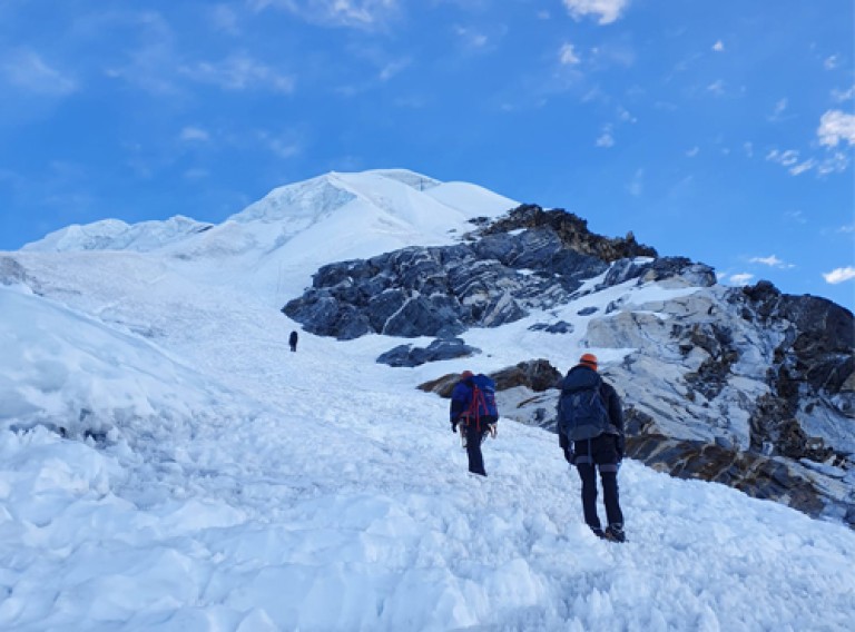 Lobuche East Peak Climbing from Lobuche 2025|2026 | 3 Days Itinerary ...
